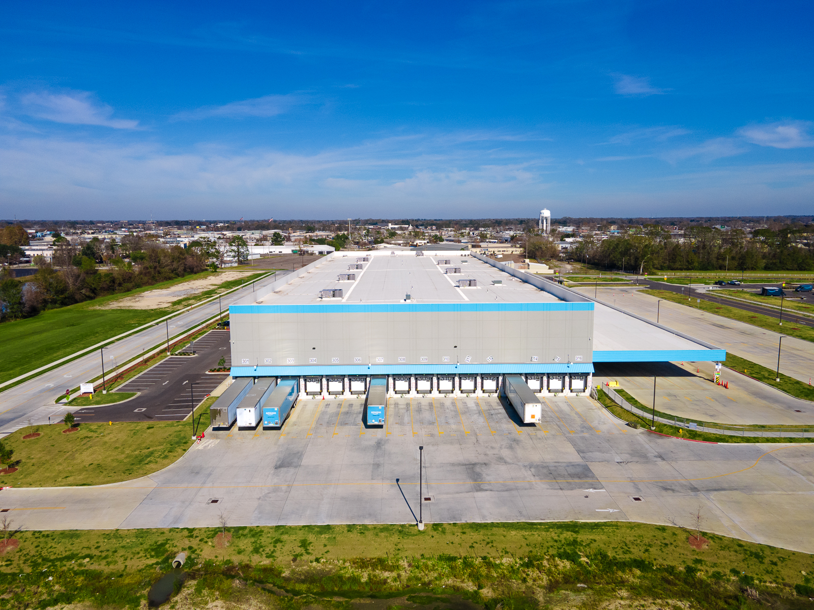 Amazon Warehouse - Loop Mechanical | Our Projects | Commercial HVAC